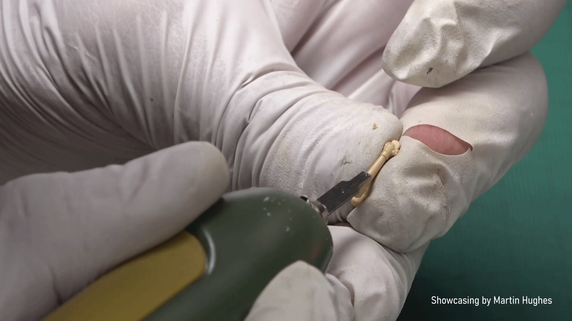 סכין מיקרו חשמלי שולחני 115 מ״מ MICRO-Sonic Cutter MSC - פולק כלי עבודה